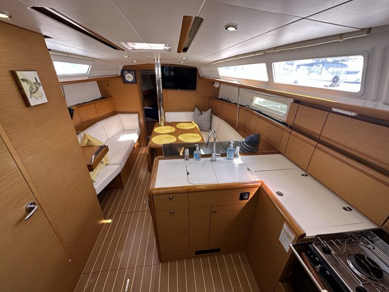 Marina del Rey Yacht Rentals & Boat Charters | OnBoat Inc